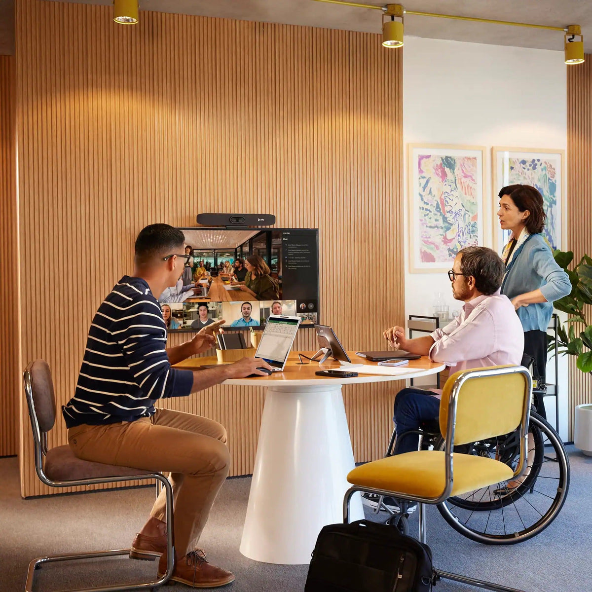 The Role of AI in Empowering Modern Businesses: A Look at HP Amplify A ...